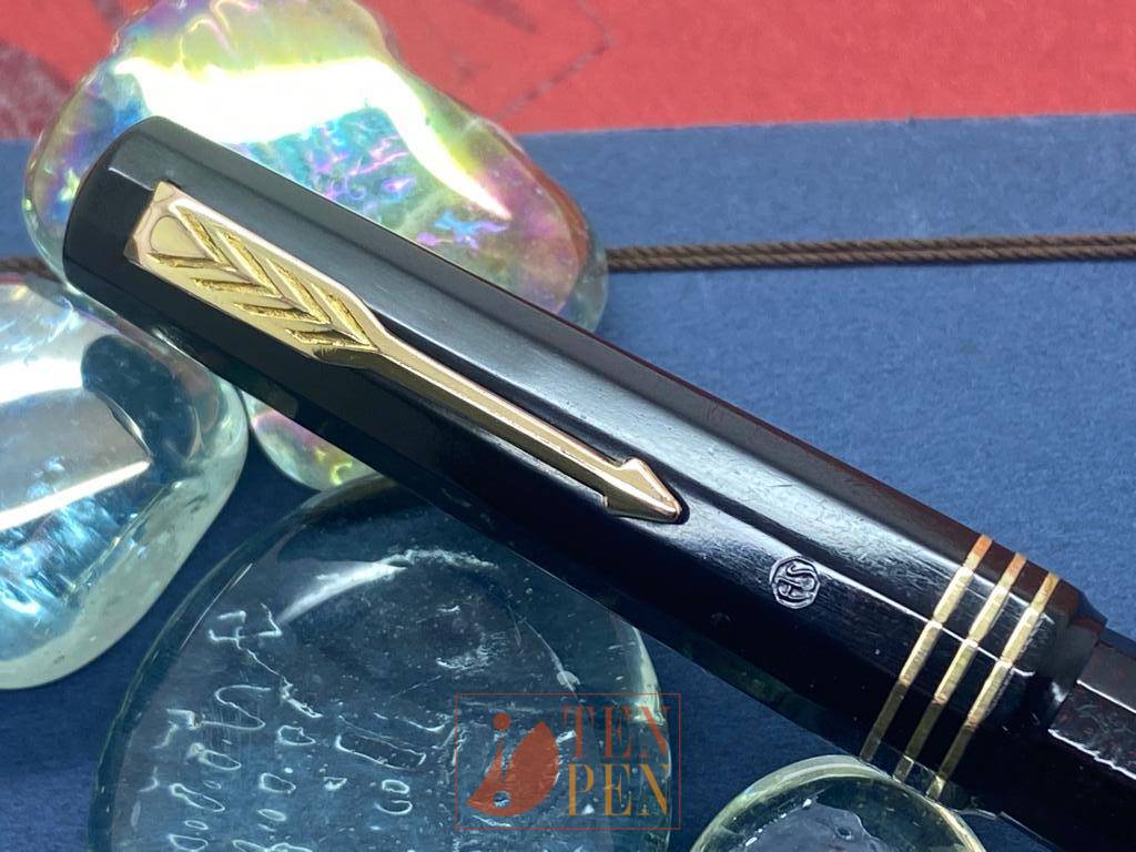 OMAS EXTRA LUCENS MEDIUM SIZE - BLACK | Tenpen - By Letizia Iacopini