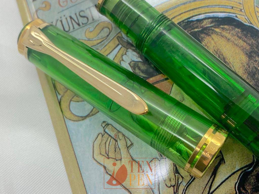 PELIKAN GREEN DEMONSTRATOR - SPECIAL EDITION | Tenpen - By Letizia Iacopini